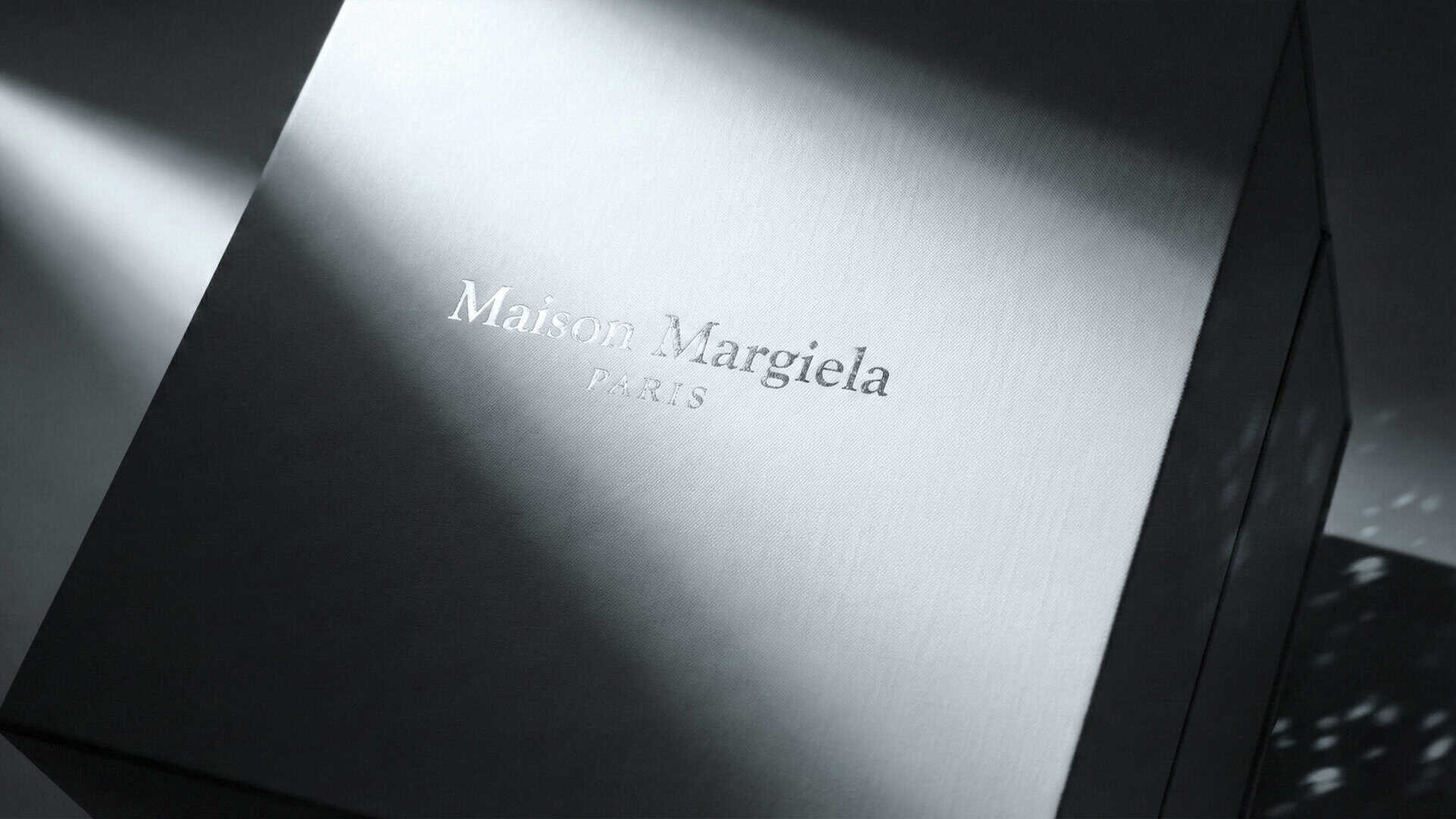 Maison Margiela Packaging Design: Tabi Collector Box
